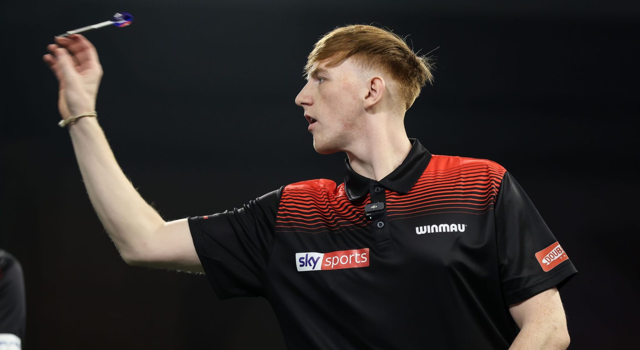 DARTS ACE BACKS ANGRY GINGE Q-SCHOOL MOVE - Oche 180